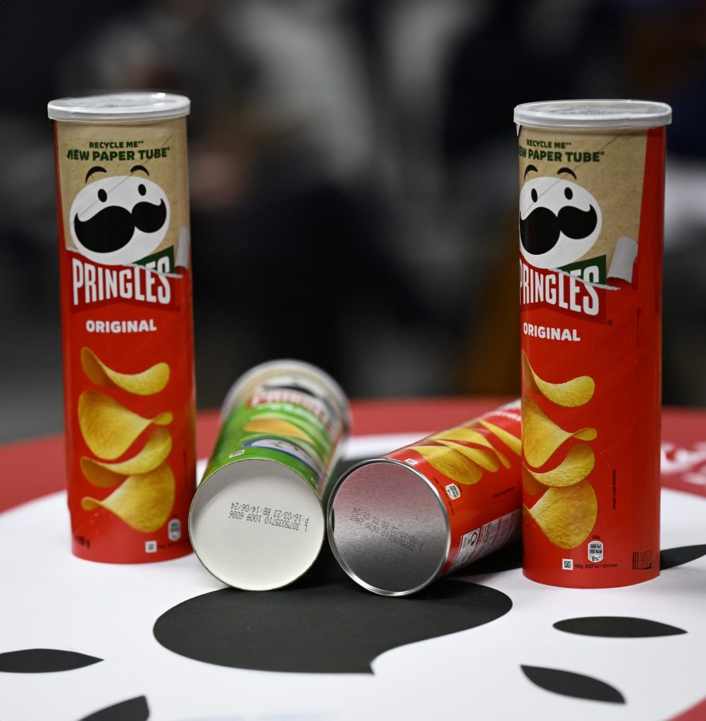 Pringles launches a new ‘designed for recycling’ paper-based tube ...